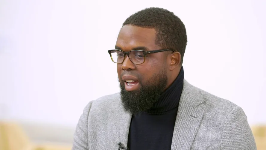 Charlie Dates Net Worth 2024 – Wife, Age, Height, Professional Life